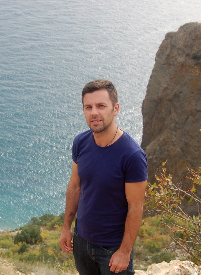 Tony Saint