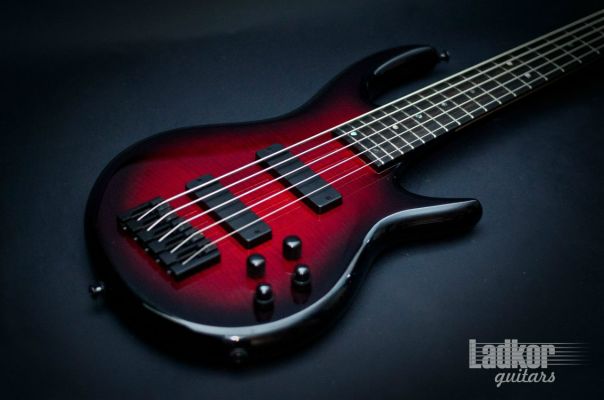 Продам Carvin Icon 5 Red Flame Burst 5-String Bass USA Custom Shop ...