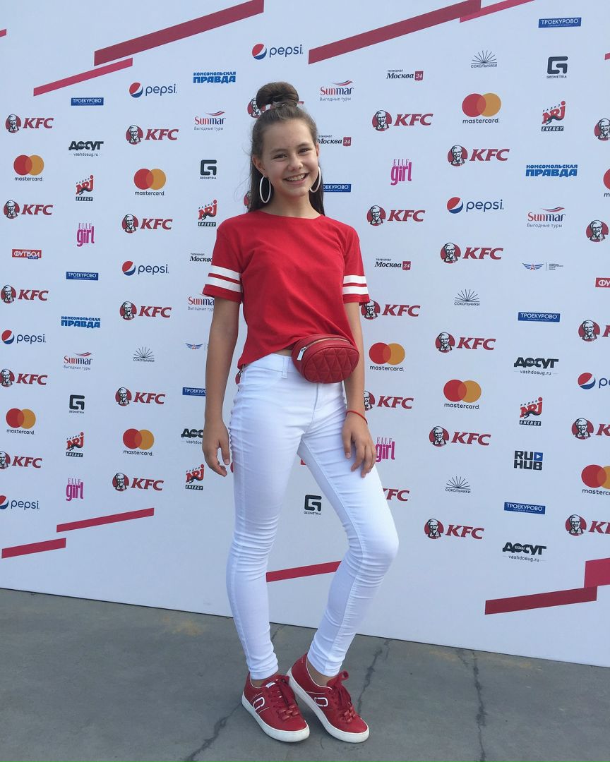 Maria Mirova - Page 6