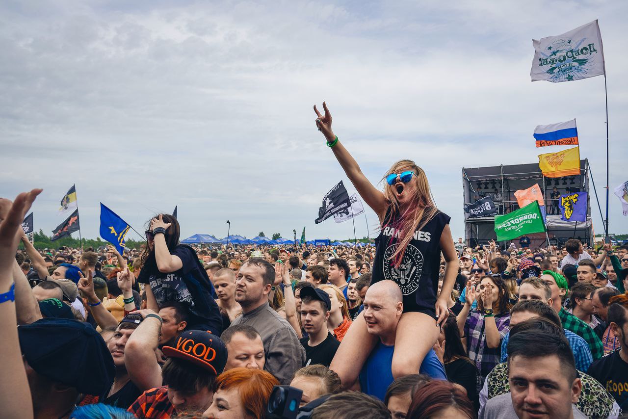 Ultimate shoulder rides / Festival srs