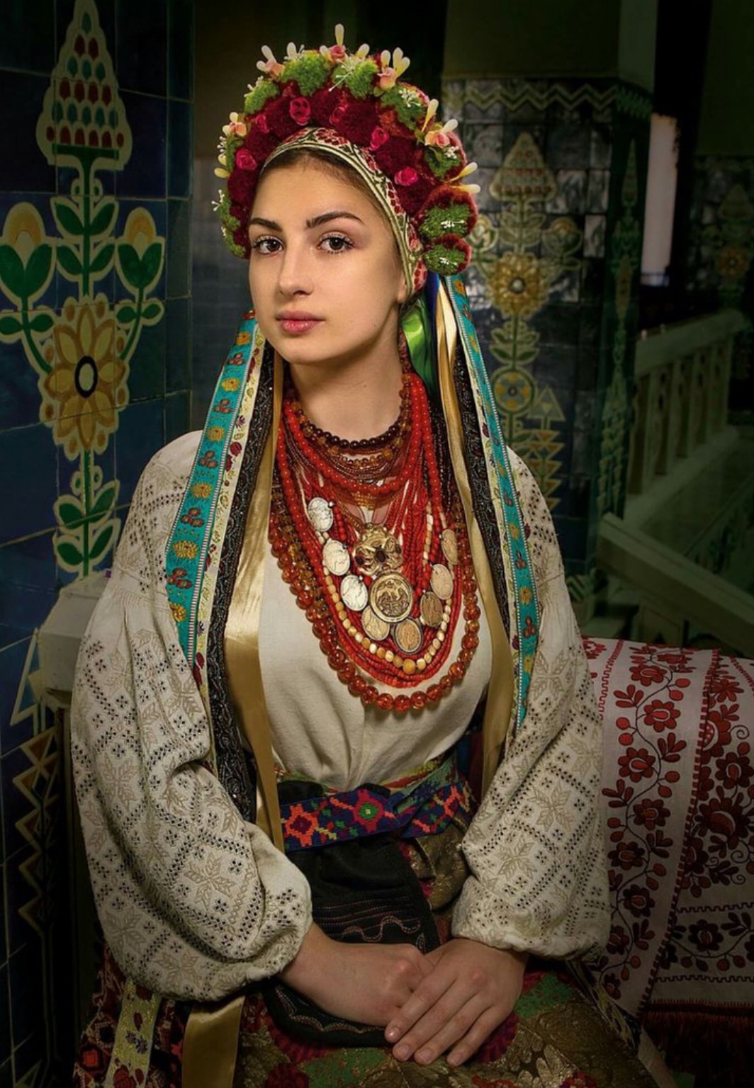 How looks like true Pontid race in body-face parameters? [Can attach a ...