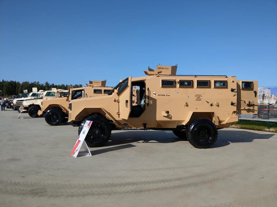 125mm APFSDS fired from T-72 penetrated both sides of a Syrian MRAP : r ...