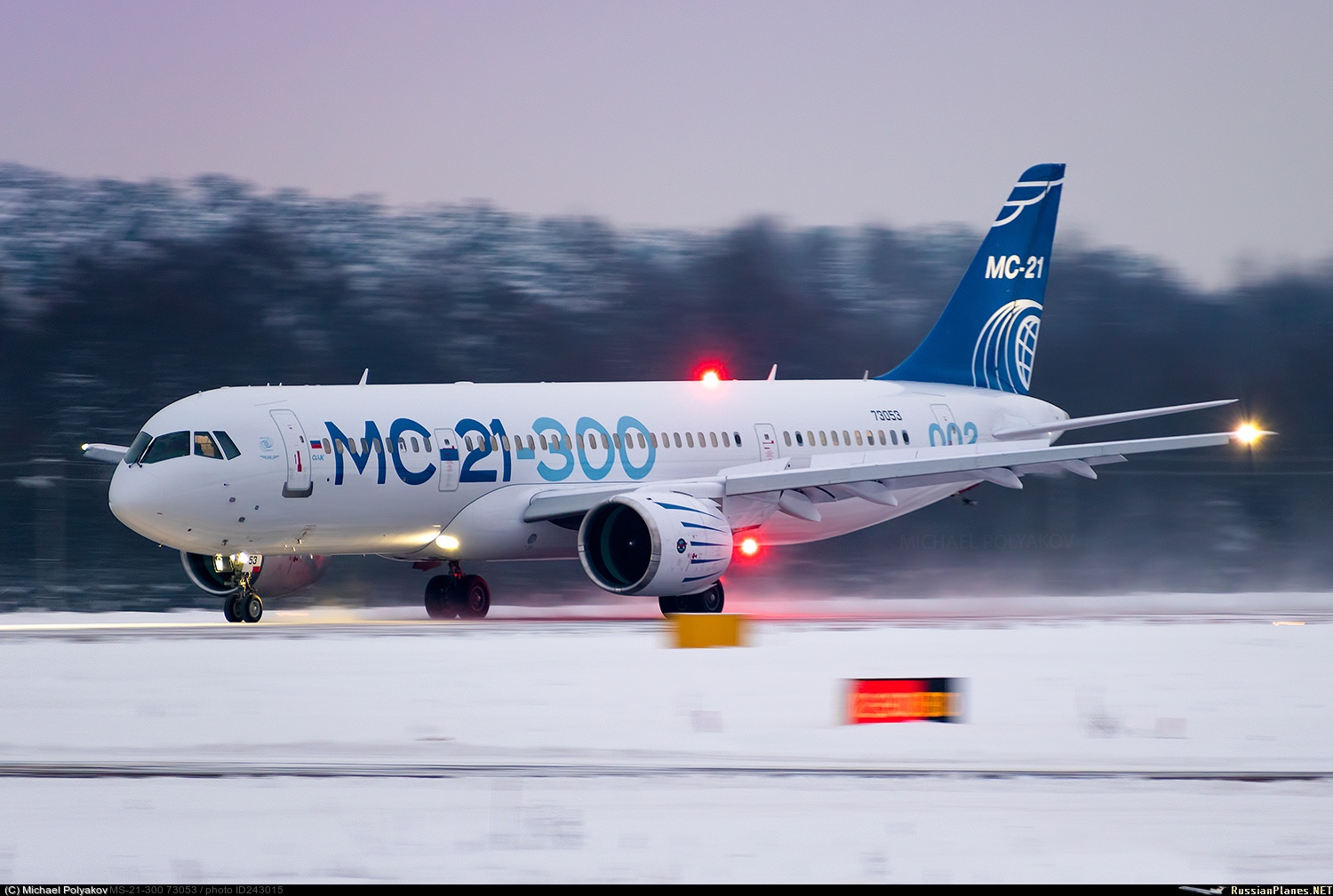 MC-21-300 : r/aviation
