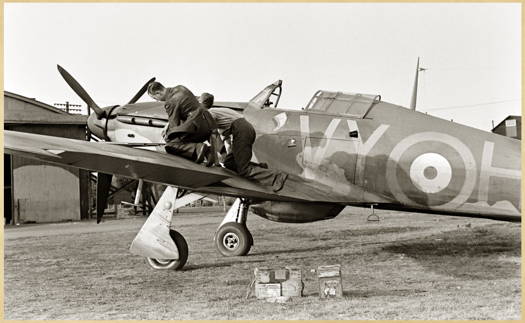 Fabric Wing Hurricane V7203 - Page 2 - Aircraft WWII - Britmodeller.com