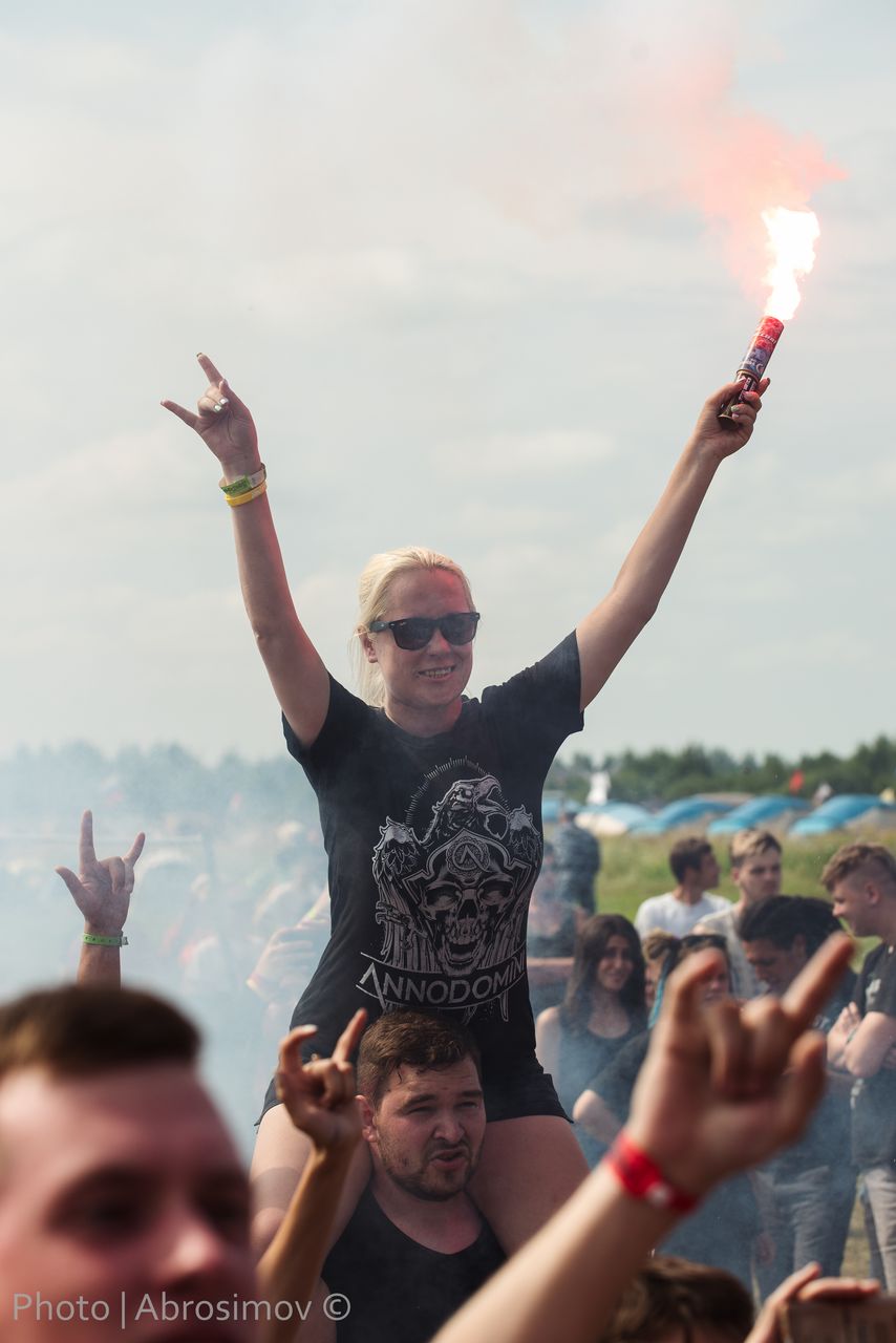 Ultimate shoulder rides / Festival srs