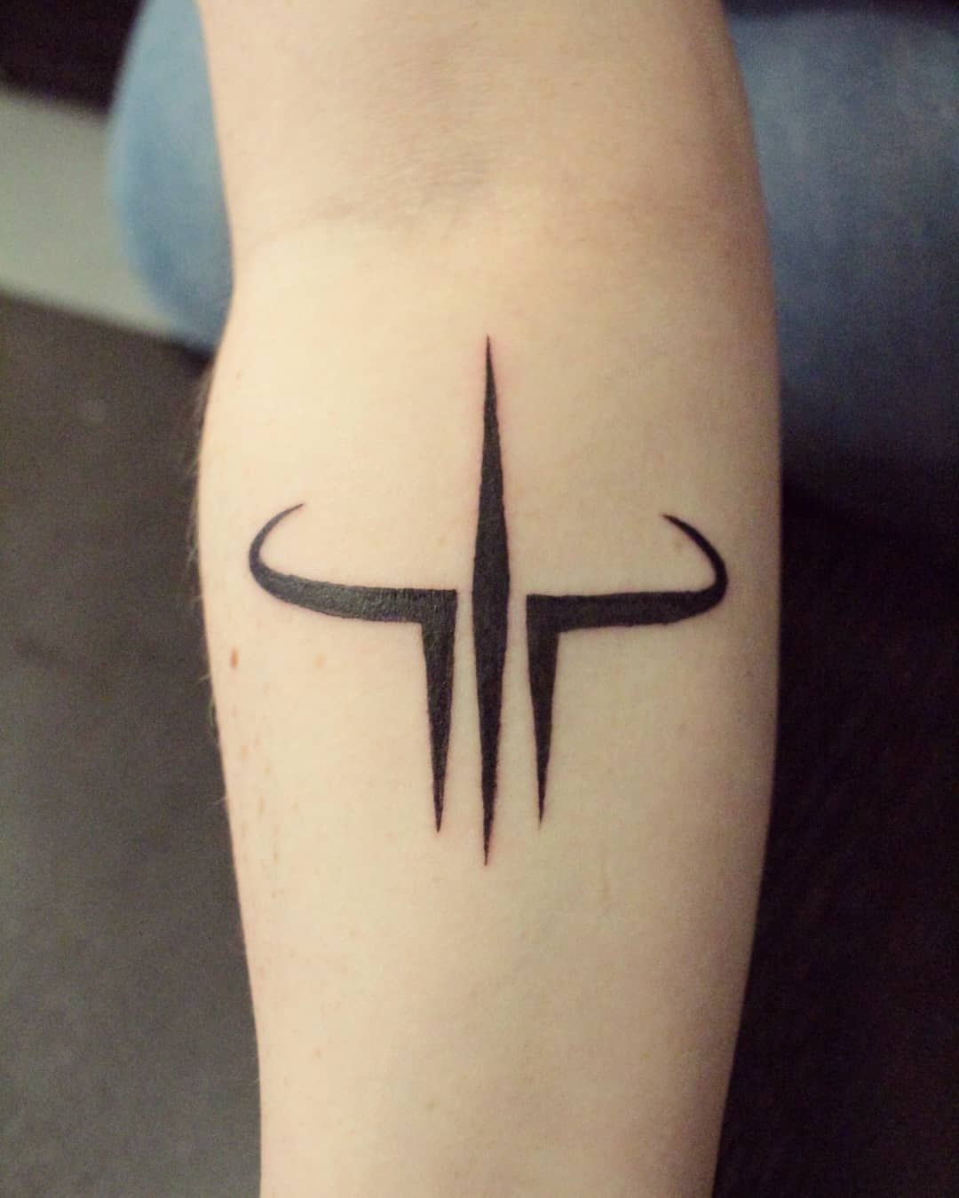 are-hand-tattoos-acceptable-in-a-professional-work-place-tattoo