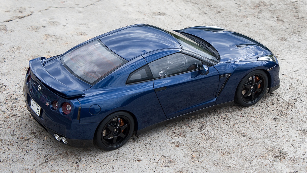 Autoart Nissan GT-R deep blue on TE37 Nismo | DiecastXchange Forum